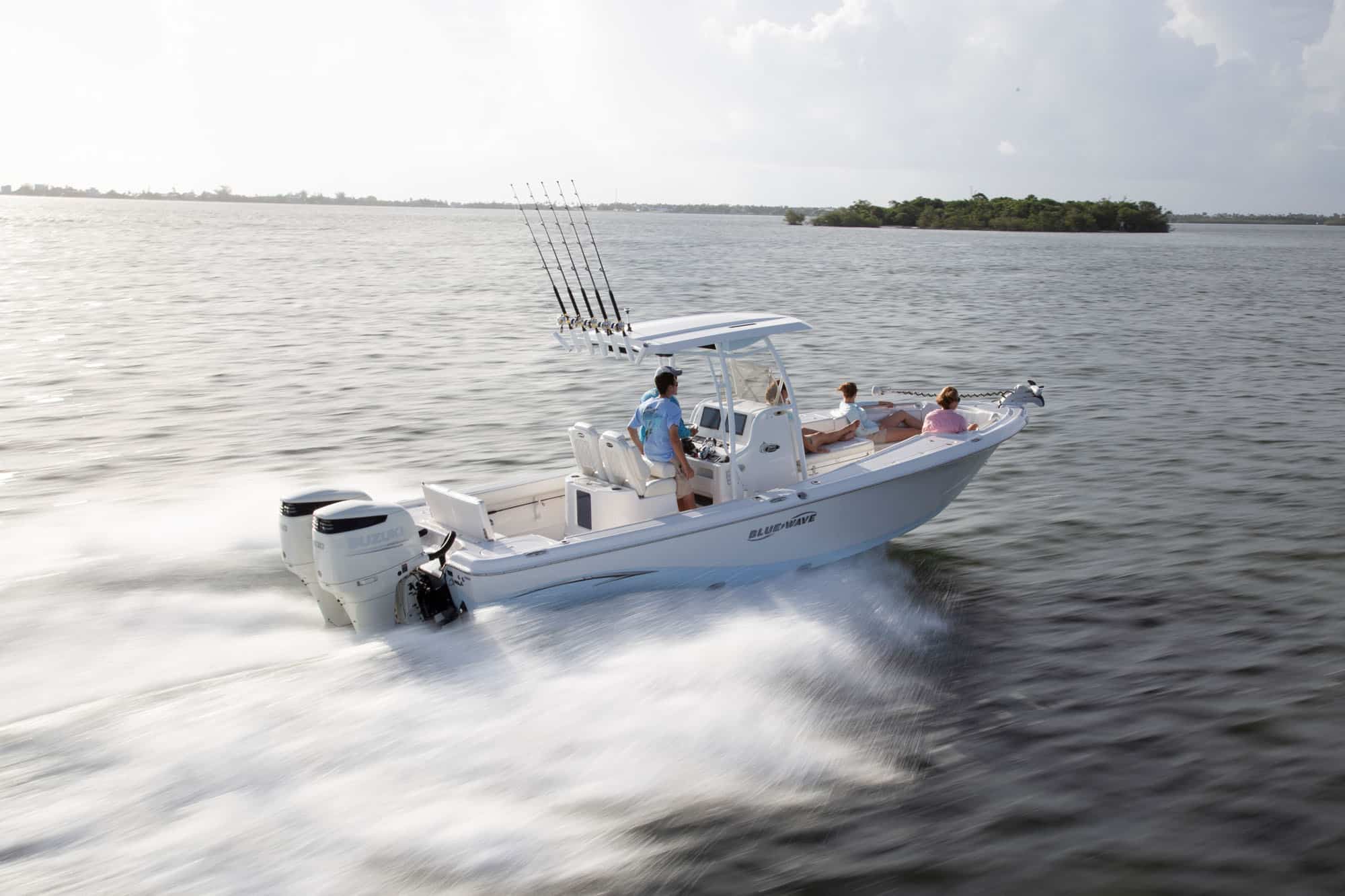 Best Hybrid Bay Boats for Inshore and Offshore Fishing | Sport Fishing Mag