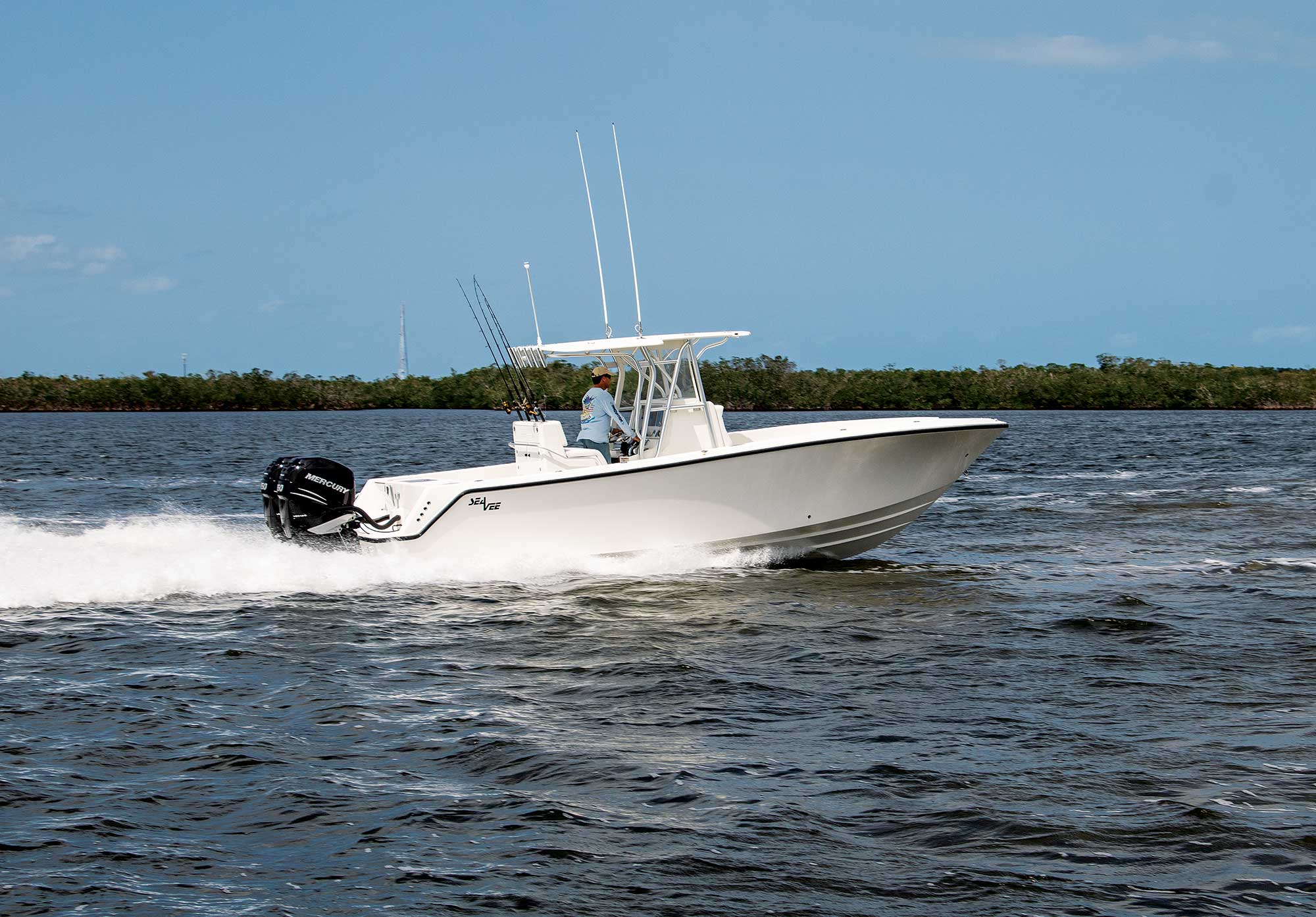 The New Sea Vee 290B is Light, Strong and Efficient | Sport Fishing Mag