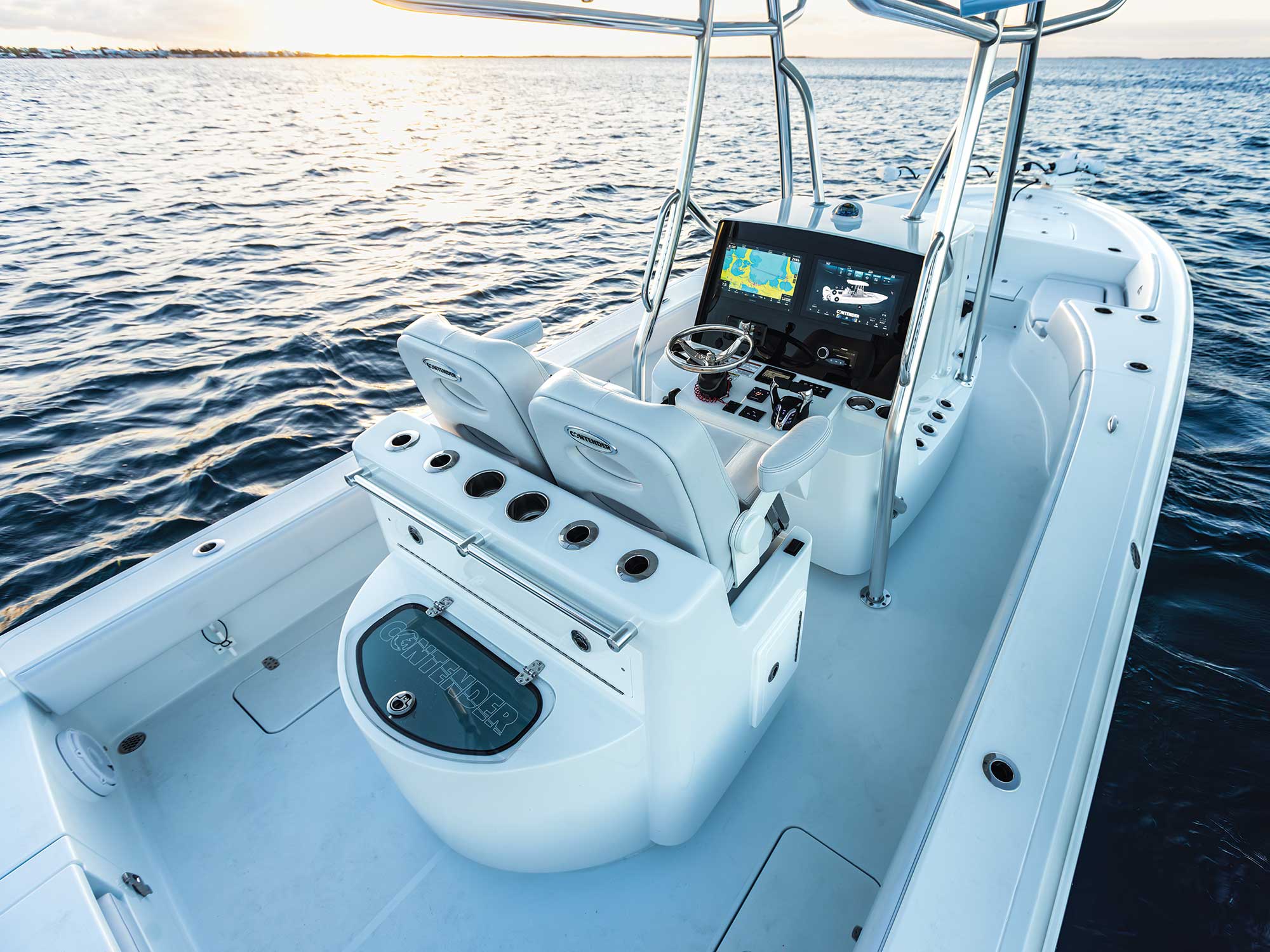 Contender 29Bay: 2025 Boat Buyers Guide