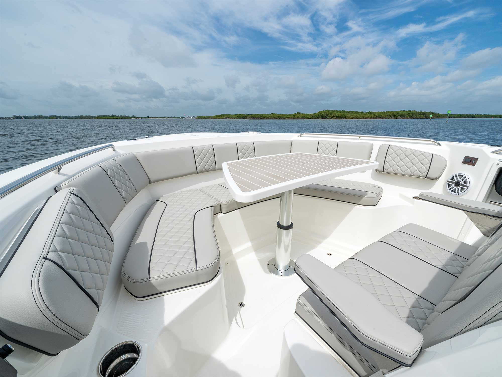 Pursuit S 358: 2025 Boat Buyers Guide
